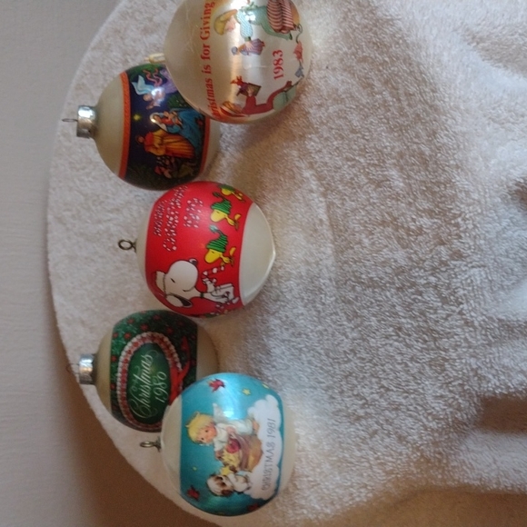 Holiday | Vintage Snoopy And Woodstock With Vintage Christmas Ornaments ...